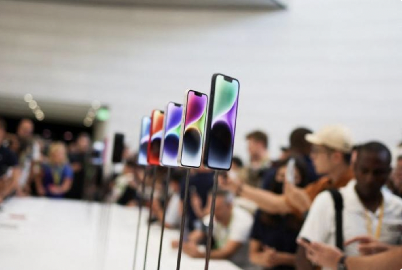 AI升级引关注！苹果将于9月10日发布新款iPhone、AirPods和Apple Watch提供者FX168